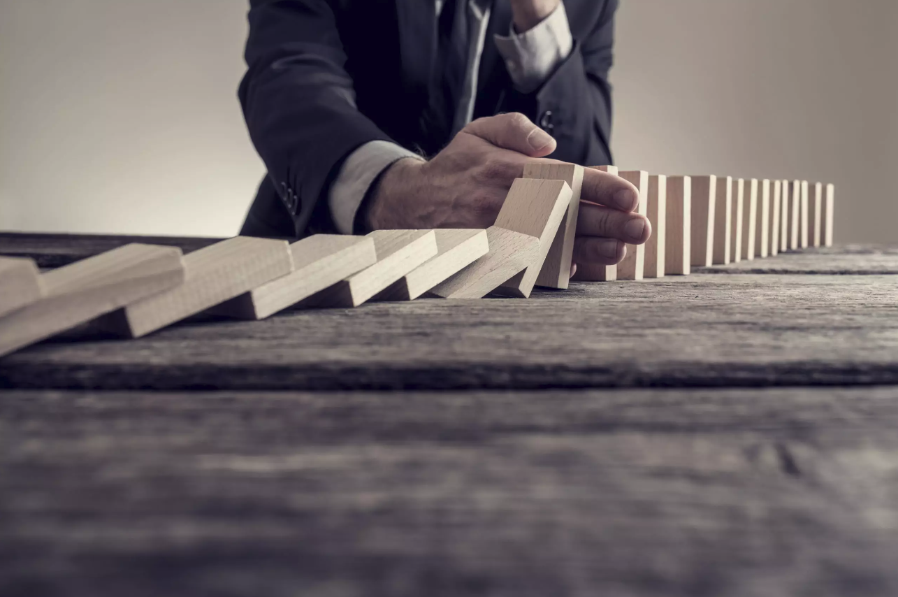 Distressed Debt - FundsNet